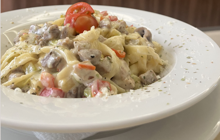 O Nama - Restoran Castello sa rođendaonicom